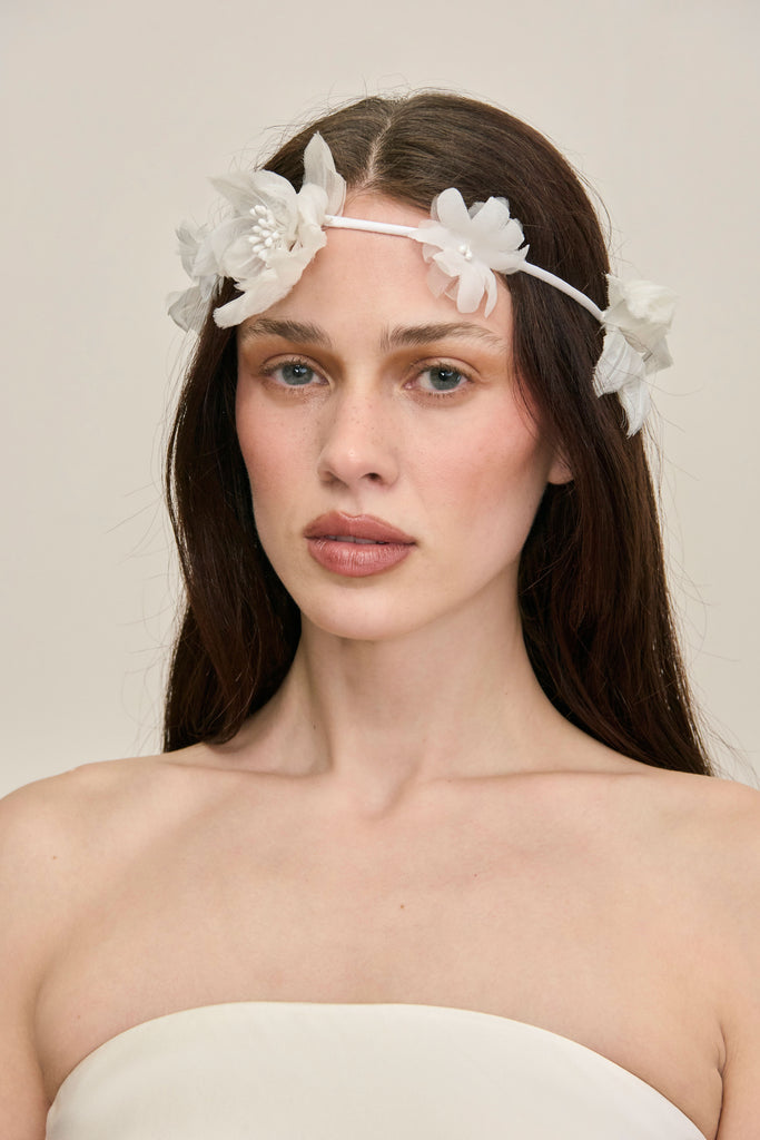 SAKURA CROWN - WHITE MULTI – CULT GAIA